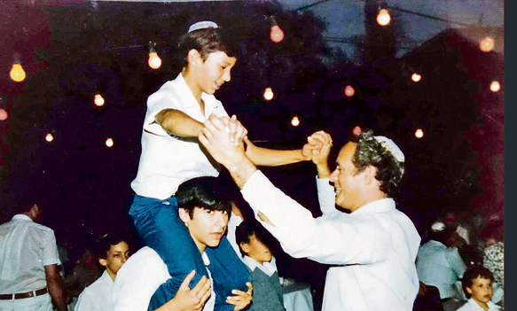 דרכו לצמרת של הילד מרחוב ויתקין