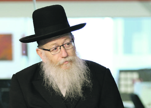 Housing Minister Litzman resigns in protest of holiday lockdown